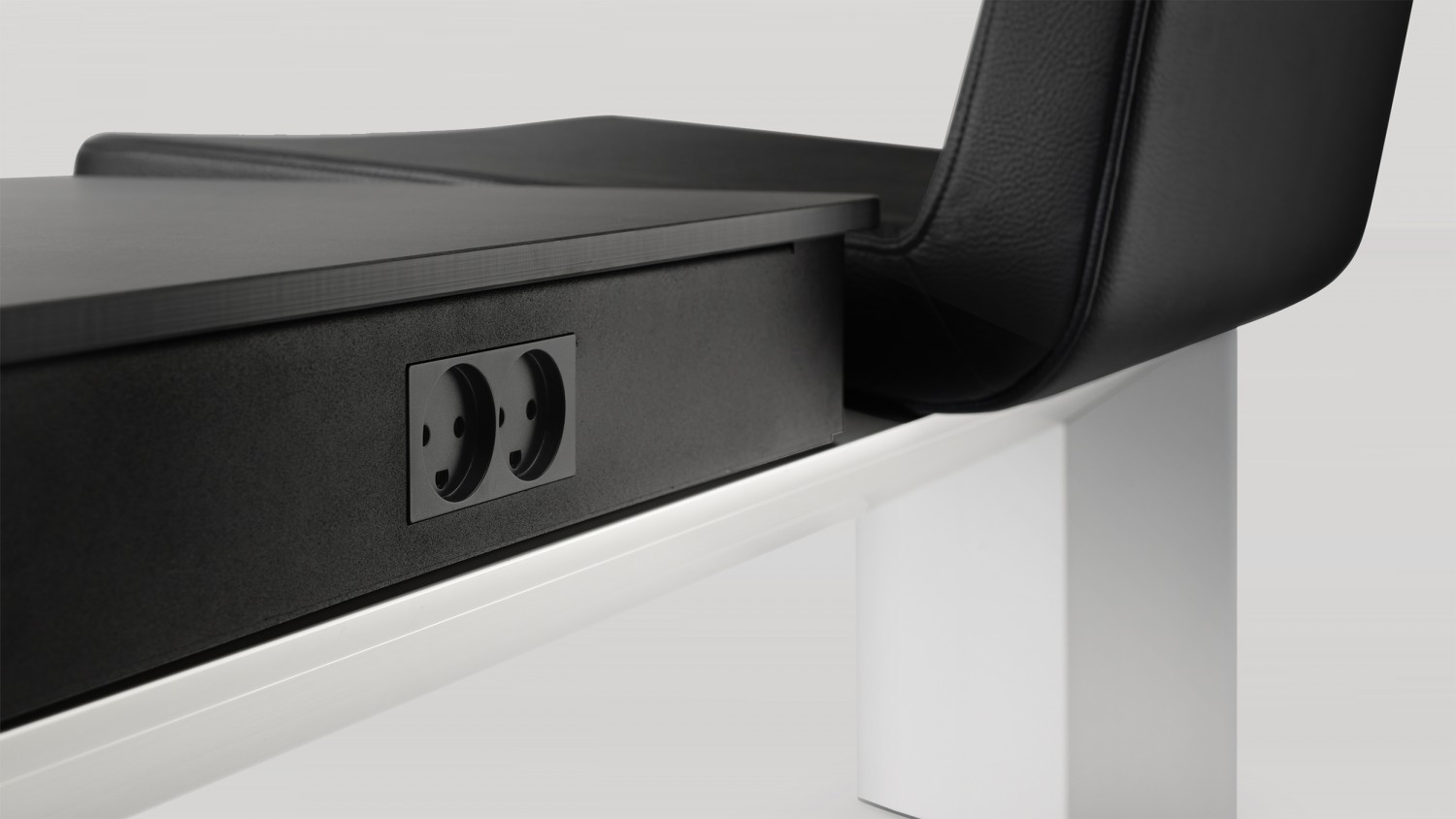 MP01 Gate Seating | Marcus Pedersen - Airport Interior Solutions